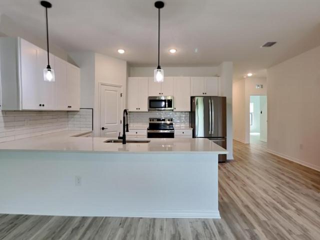 house with 6 bedroom, Punta Gorda FL DLS82336860