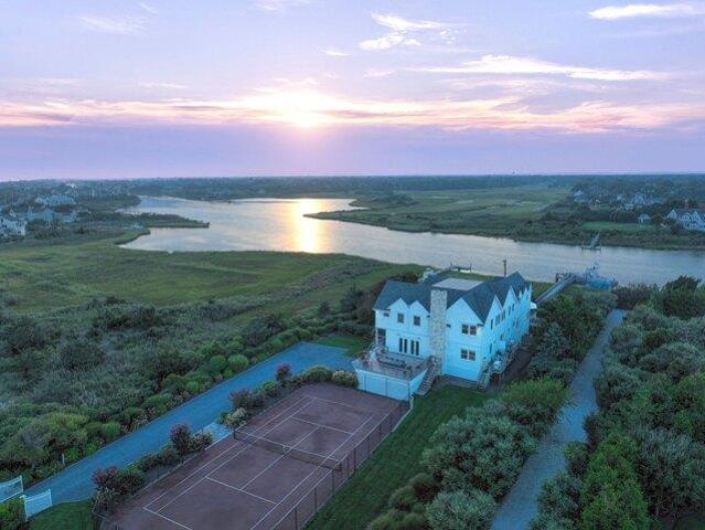 house with 6 bedroom, Quogue NY DS103600568