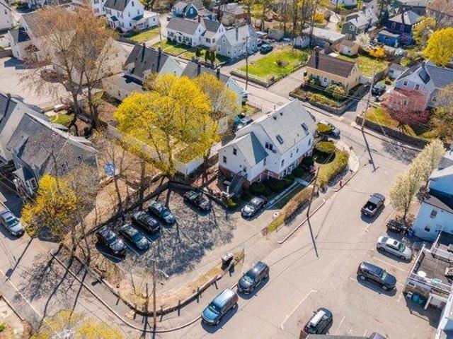 house with 6 bedroom, Quincy MA DLS102120201