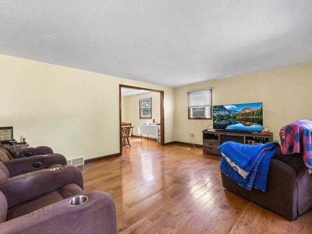 house with 6 bedroom, Randolph MA DS103588791