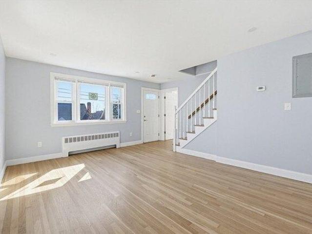 house with 6 bedroom, Revere MA DLS102315362
