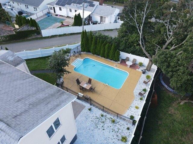 house with 6 bedroom, Revere MA DS102255193