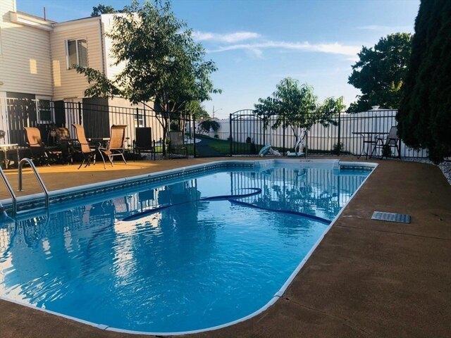 house with 6 bedroom, Revere MA ES104009191