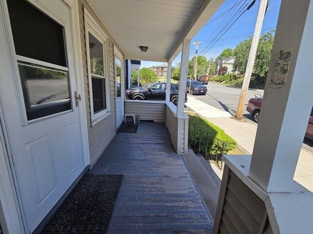 house with 6 bedroom, Revere MA ES104375639