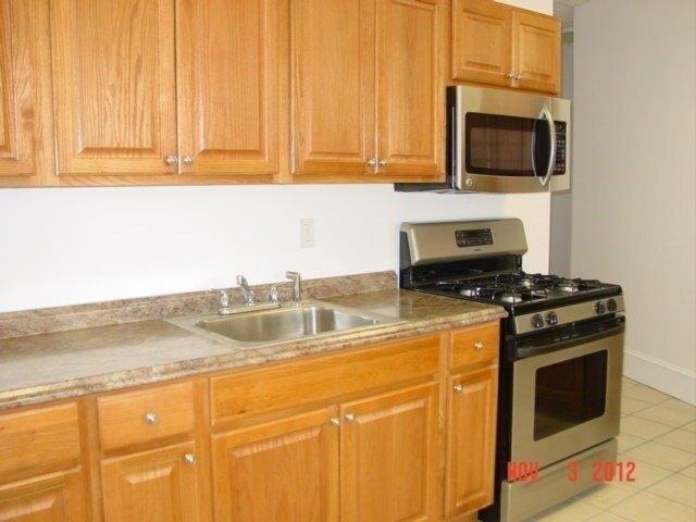house with 6 bedroom, Revere MA ES105115934