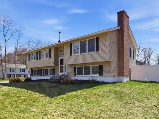 house with 6 bedroom, Rochester NH DLS103073984