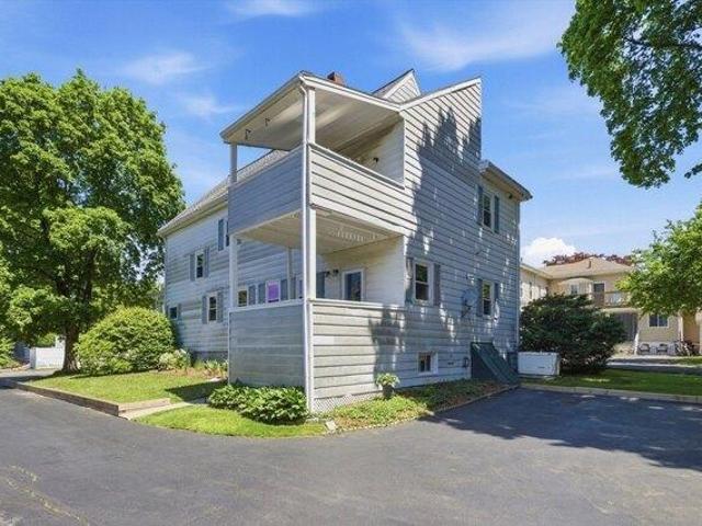 house with 6 bedroom, Rockland MA ES104850080