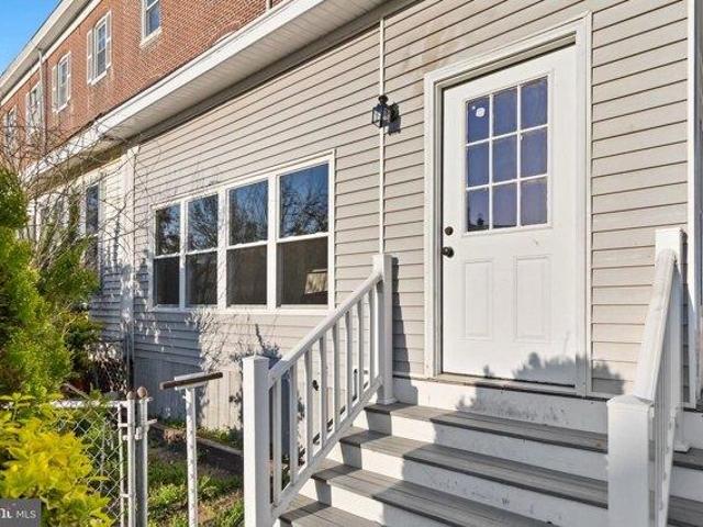 house with 6 bedroom, Roebling NJ DS102779207