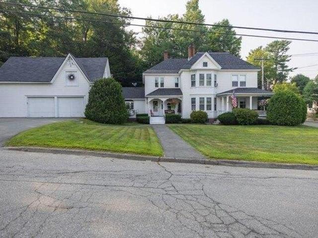 house with 6 bedroom, Rumford ME ES103441988