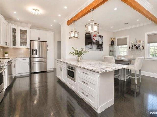 house with 6 bedroom, Rutherford NJ ES104150790