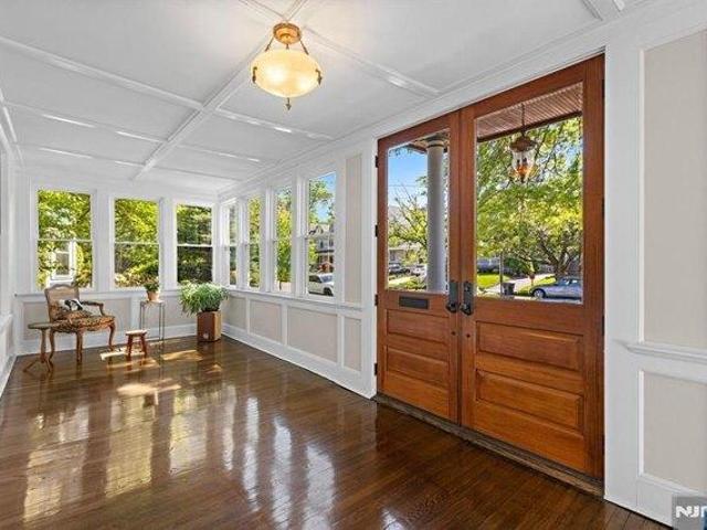 house with 6 bedroom, Rutherford NJ ES102827400