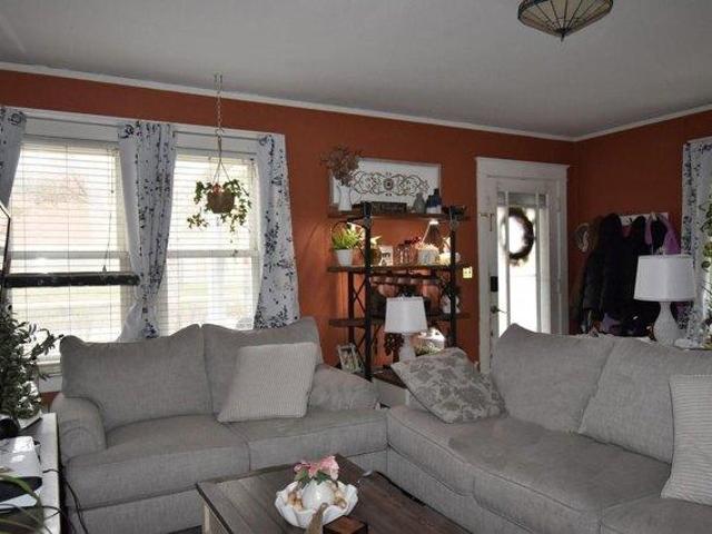 house with 6 bedroom, Rutland VT DS103162757