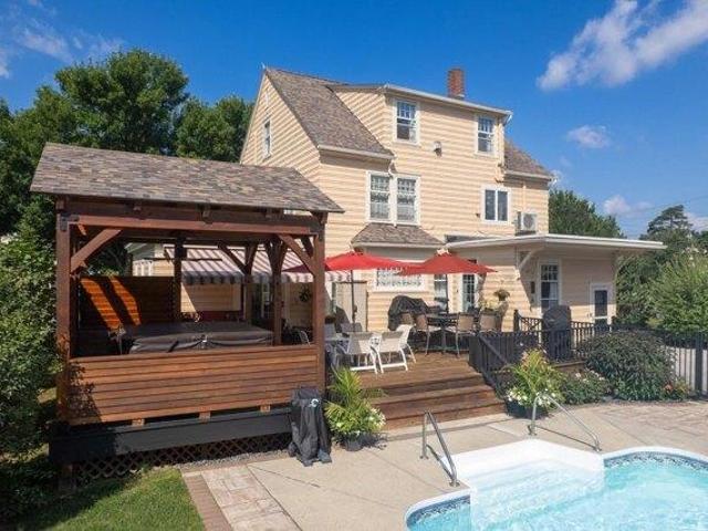 house with 6 bedroom, Rutland VT ES103969331