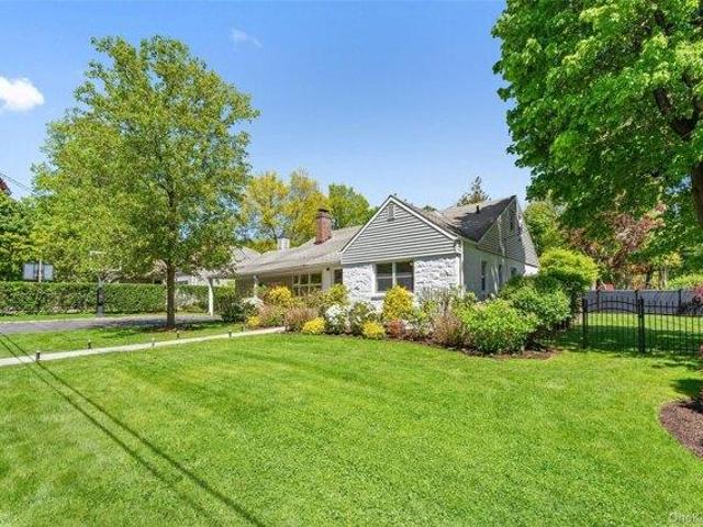 house with 6 bedroom, Scarsdale NY DS102279262