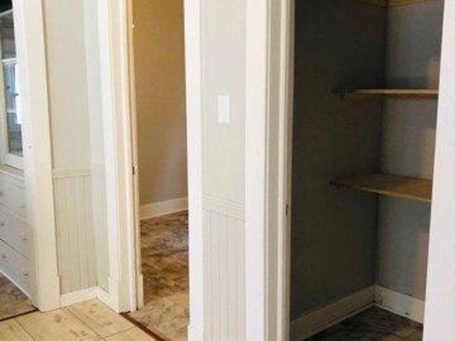 house with 6 bedroom, Schenectady NY ES103600182