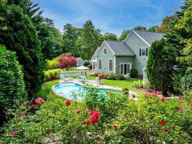 house with 6 bedroom, Sandwich MA DLS102284895