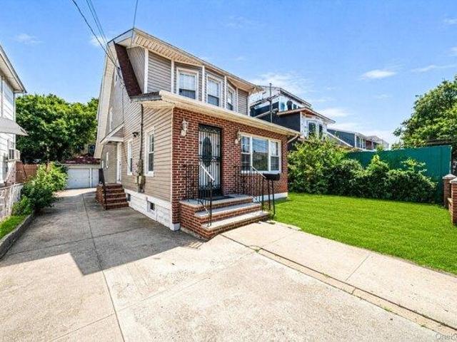 house with 6 bedroom, Saint Albans NY ES105205068