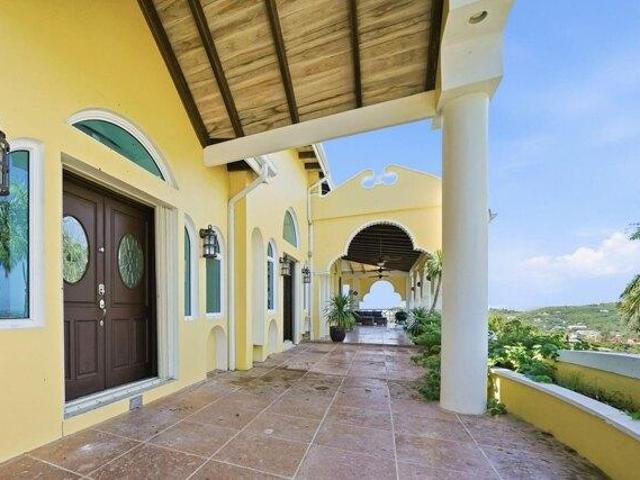 house with 6 bedroom, Saint Croix IN ES103774215