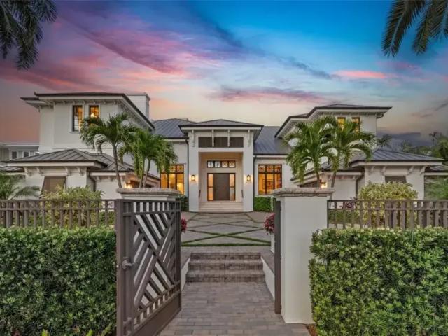 house with 6 bedroom, Sarasota FL DLS102435286