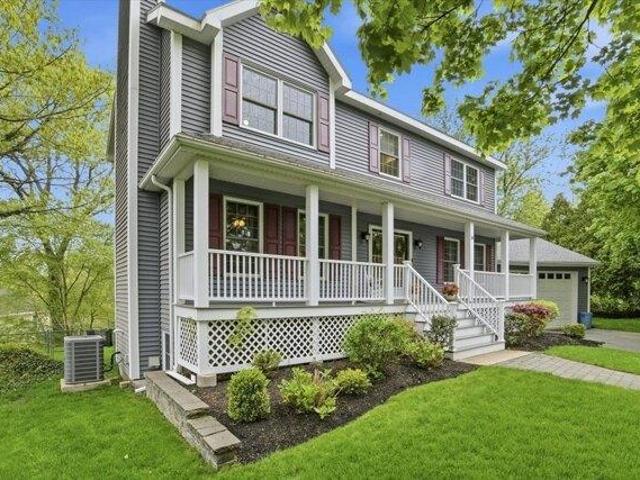 house with 6 bedroom, Saugus MA DLS102777073