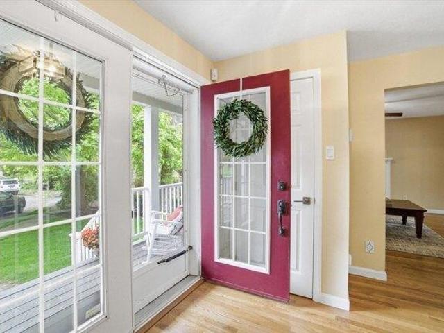 house with 6 bedroom, Saugus MA ES103127024
