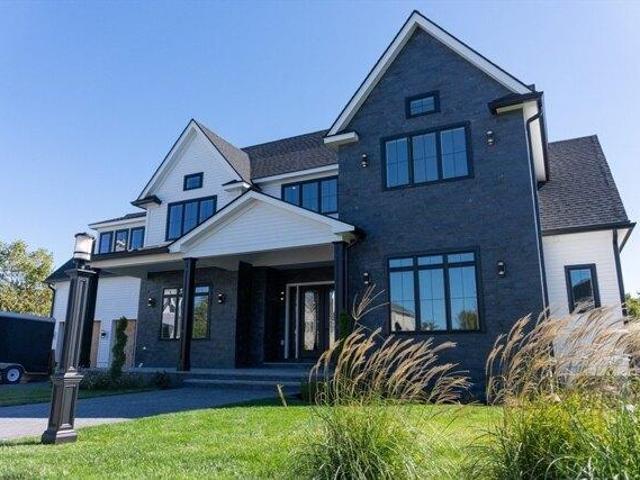 house with 6 bedroom, Saugus MA ES103187518