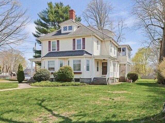 house with 6 bedroom, Seekonk MA DS102799134