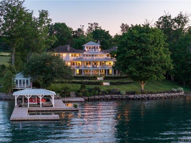 house with 6 bedroom, Skaneateles NY ES104905074