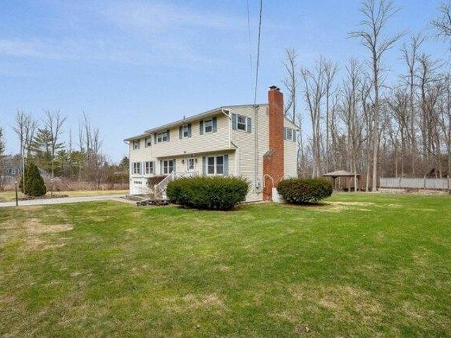 house with 6 bedroom, Shelburne VT DS101801093