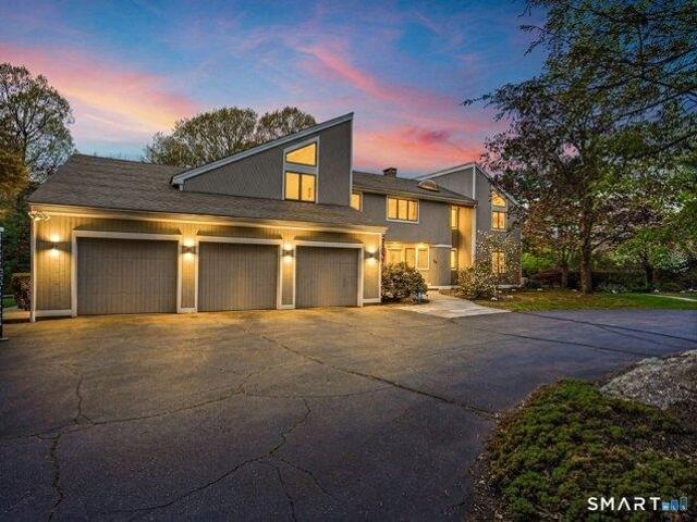 house with 6 bedroom, Shelton CT DS102030230