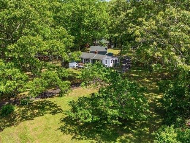 house with 6 bedroom, Shelter Island NY ES103627759