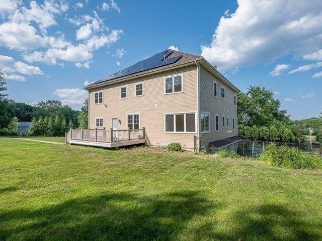 house with 6 bedroom, Shrewsbury MA ES104834692