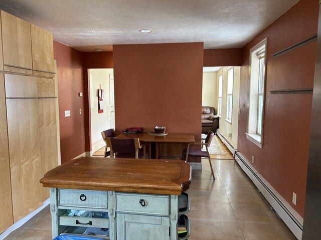 house with 6 bedroom, Shrewsbury MA ES103500228
