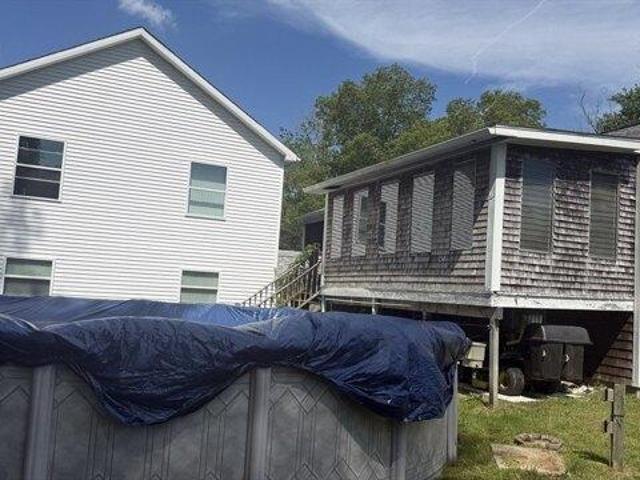 house with 6 bedroom, Somerset MA ES103851235