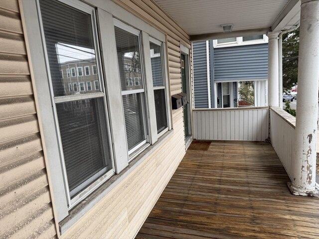 house with 6 bedroom, Somerville MA DLS103038073