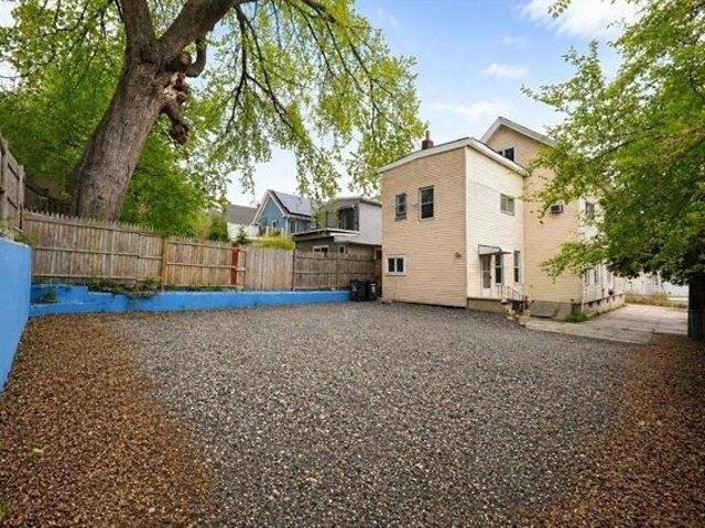 house with 6 bedroom, Somerville MA DS103436871