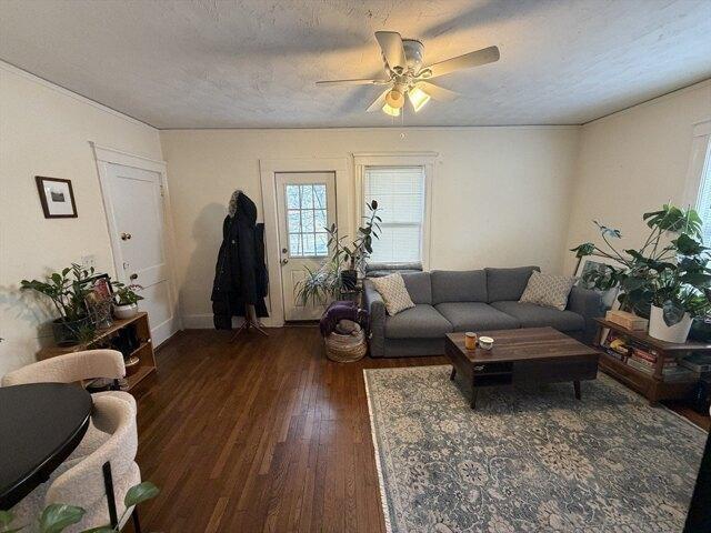house with 6 bedroom, Somerville MA ES104116493