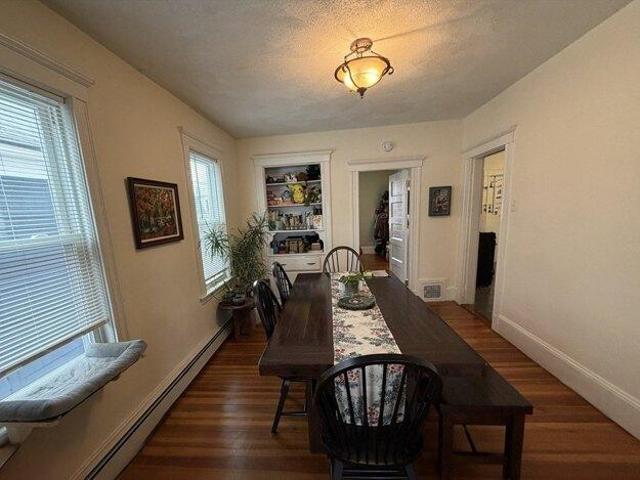 house with 6 bedroom, Somerville MA ES105060487