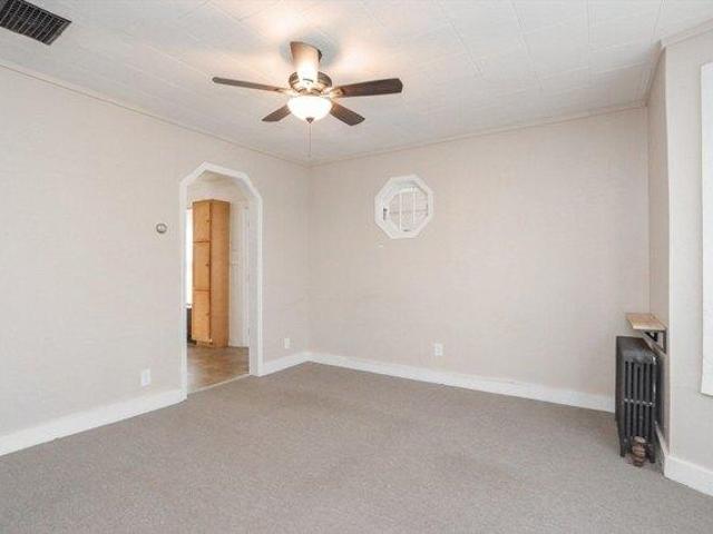 house with 6 bedroom, South Hadley MA DS102412746