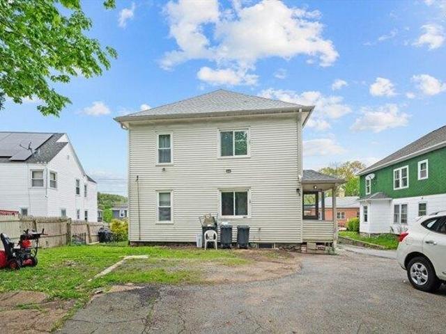 house with 6 bedroom, Southbridge MA ES103929881