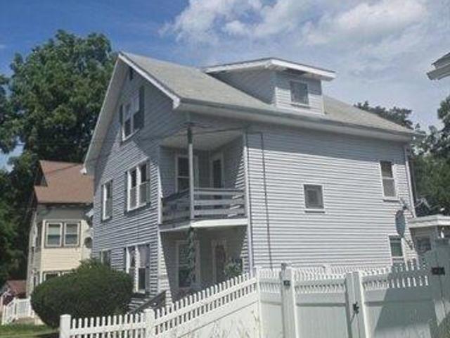 house with 6 bedroom, Southbridge MA ES105059295