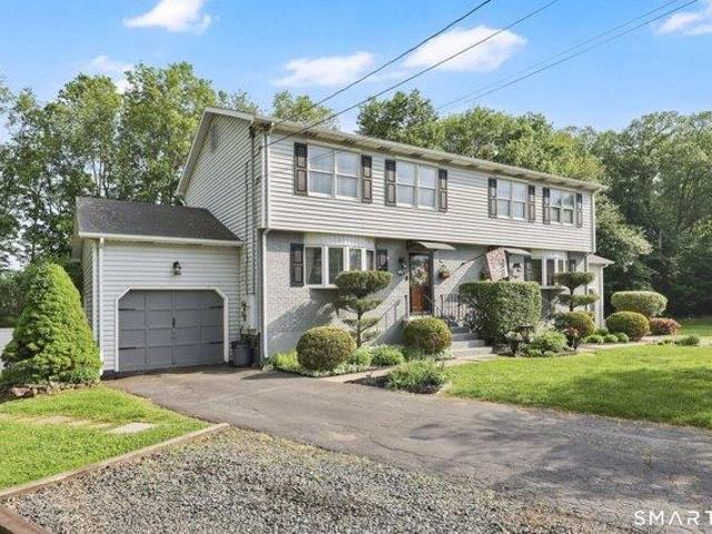 house with 6 bedroom, Southington CT ES103102009