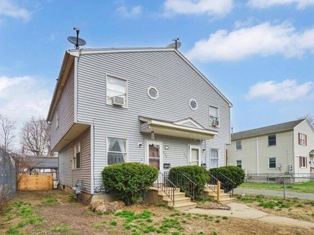 house with 6 bedroom, Springfield MA DS102121357