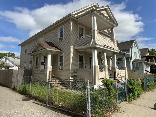 house with 6 bedroom, Springfield MA DS103498536