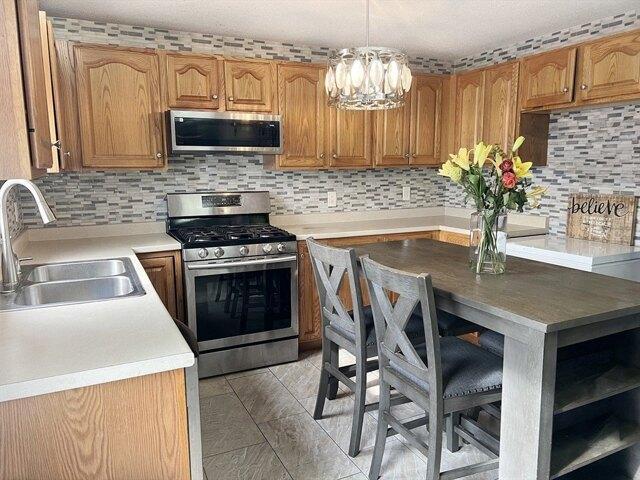 house with 6 bedroom, Springfield MA DS104008461