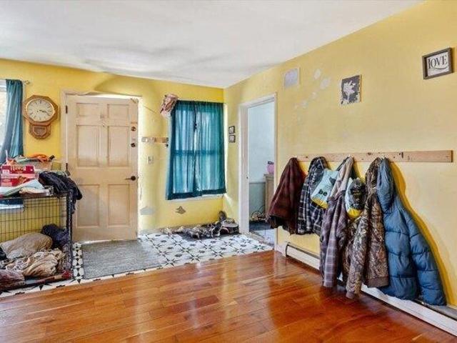 house with 6 bedroom, Swanton VT ES103969065