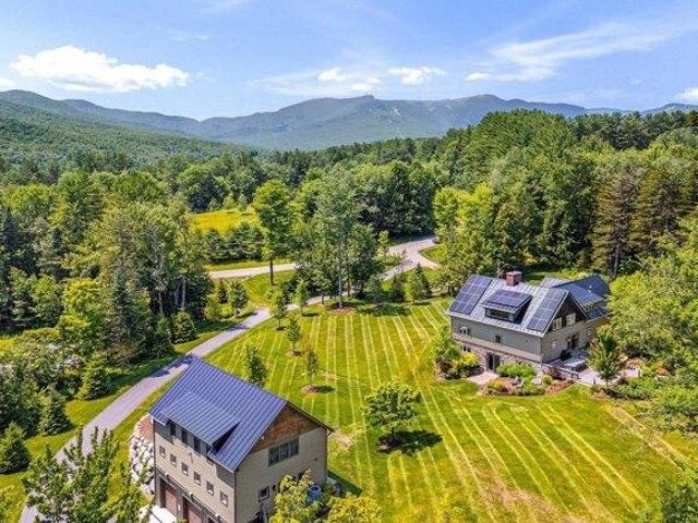 house with 6 bedroom, Stowe VT DS104009018