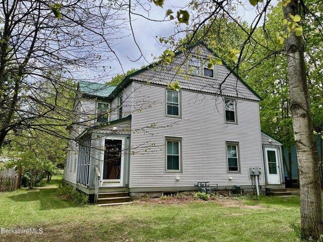 house with 6 bedroom, Stockbridge MA DS102372241
