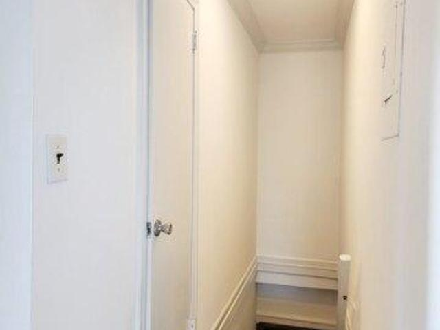 house with 6 bedroom, Stamford CT ES104148891