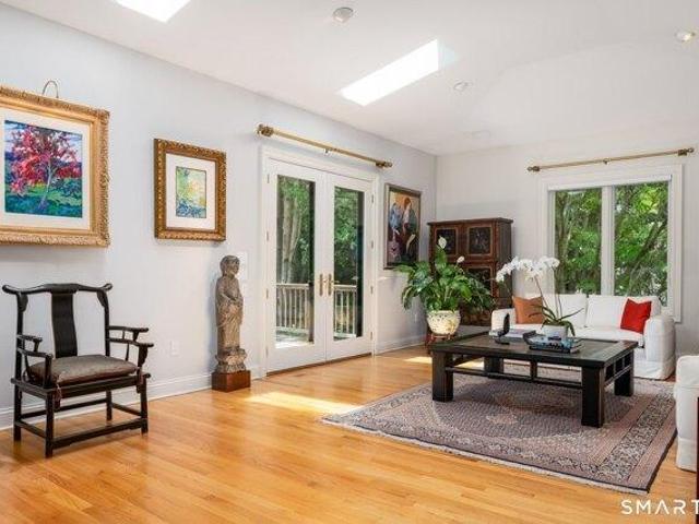 house with 6 bedroom, Stamford CT ES104112041